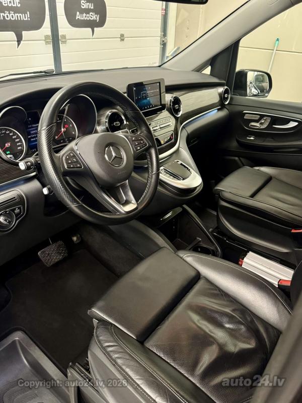 Melns Mercedes-Benz V-Class 2022 Tallina, ar dzinēja tilpumu 2.00 L un nobraukumu 100 tūkst. km par 48500 €, foto 6 vietnē AUTOMOTO.COM.LV