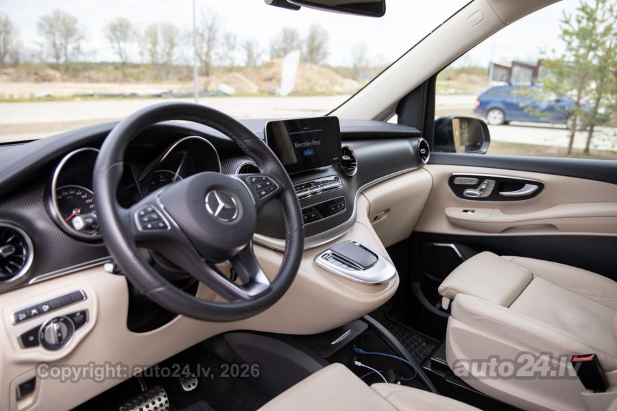 Melns Mercedes-Benz V-Class 2022 Tallina, ar dzinēja tilpumu 2.00 L un nobraukumu 90 tūkst. km par 78900 €, foto 5 vietnē AUTOMOTO.COM.LV