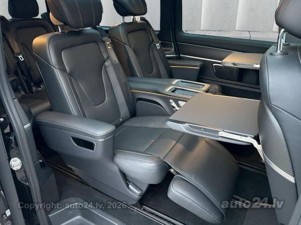 Melns Mercedes-Benz V-Class 2023 Tallina, ar dzinēja tilpumu 2.00 L un nobraukumu 106 tūkst. km par 65900 €, foto 11 vietnē AUTOMOTO.COM.LV