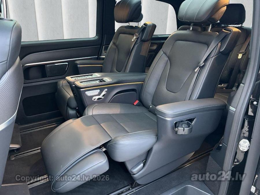 Melns Mercedes-Benz V-Class 2023 Tallina, ar dzinēja tilpumu 2.00 L un nobraukumu 106 tūkst. km par 65900 €, foto 12 vietnē AUTOMOTO.COM.LV