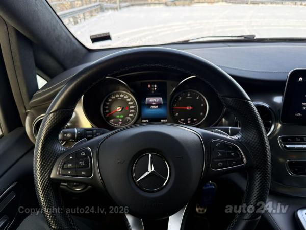 Melns Mercedes-Benz V-Class 2023 Tartu, ar dzinēja tilpumu 2.00 L un nobraukumu 74 tūkst. km par 72900 €, foto 11 vietnē AUTOMOTO.COM.LV