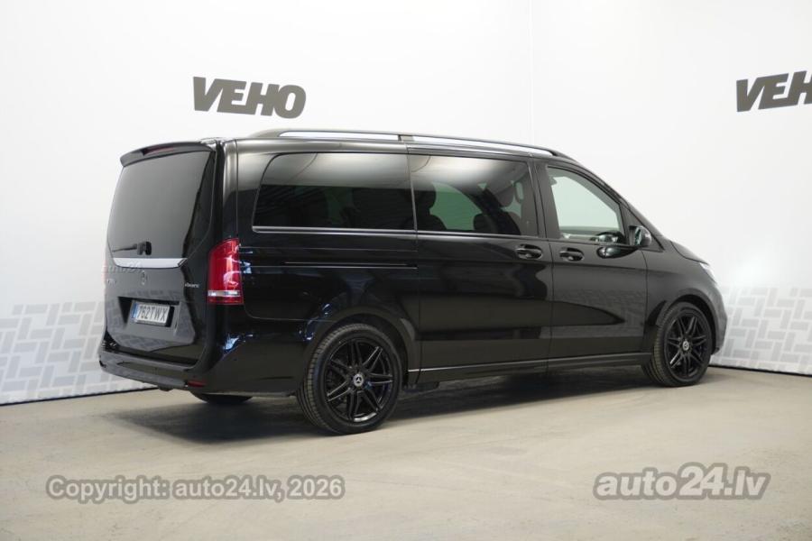 Melns Mercedes-Benz V-Class 2023 Tartu, ar dzinēja tilpumu 2.00 L un nobraukumu 76 tūkst. km par 72900 €, foto 2 vietnē AUTOMOTO.COM.LV