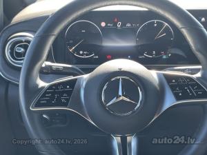 Melns Mercedes-Benz V-Class 2024 Tallina, ar dzinēja tilpumu 2.00 L un nobraukumu 36 tūkst. km par 89000 €, foto 5 vietnē AUTOMOTO.COM.LV
