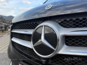 Melns Mercedes-Benz V-Class 2024 Tallina, ar dzinēja tilpumu 0.00 L un nobraukumu 64 tūkst. km par 72000 €, foto 13 vietnē AUTOMOTO.COM.LV