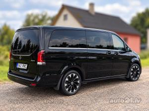 Melns Mercedes-Benz V-Class 2024 Tallina, ar dzinēja tilpumu 2.00 L un nobraukumu 49 tūkst. km par 78900 €, foto 3 vietnē AUTOMOTO.COM.LV