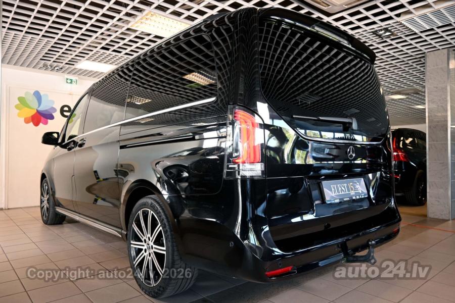 Melns Mercedes-Benz V-Class 2024 Tallina, ar dzinēja tilpumu 2.00 L un nobraukumu 50 tūkst. km par 84990 €, foto 4 vietnē AUTOMOTO.COM.LV