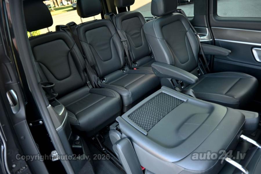Melns Mercedes-Benz V-Class 2024 Tallina, ar dzinēja tilpumu 2.00 L un nobraukumu 50 tūkst. km par 84990 €, foto 13 vietnē AUTOMOTO.COM.LV