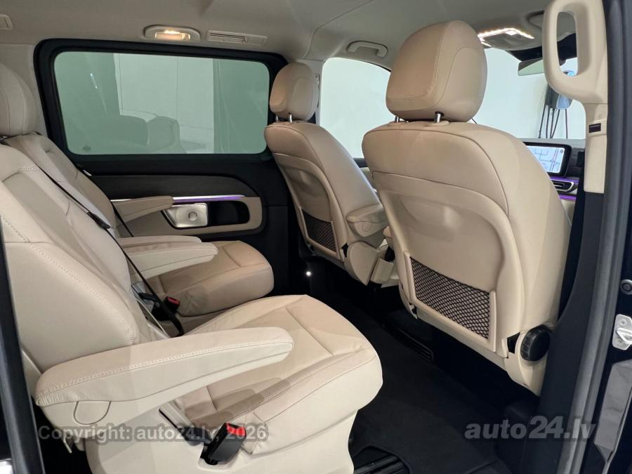 Melns Mercedes-Benz V-Class 2024 Tallina, ar dzinēja tilpumu 2.00 L un nobraukumu 88 tūkst. km par 69990 €, foto 16 vietnē AUTOMOTO.COM.LV