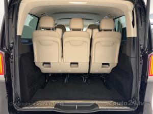 Melns Mercedes-Benz V-Class 2024 Tallina, ar dzinēja tilpumu 2.00 L un nobraukumu 88 tūkst. km par 69990 €, foto 18 vietnē AUTOMOTO.COM.LV