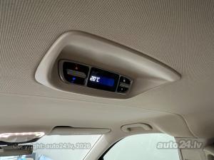 Melns Mercedes-Benz V-Class 2024 Tallina, ar dzinēja tilpumu 2.00 L un nobraukumu 88 tūkst. km par 69990 €, foto 28 vietnē AUTOMOTO.COM.LV