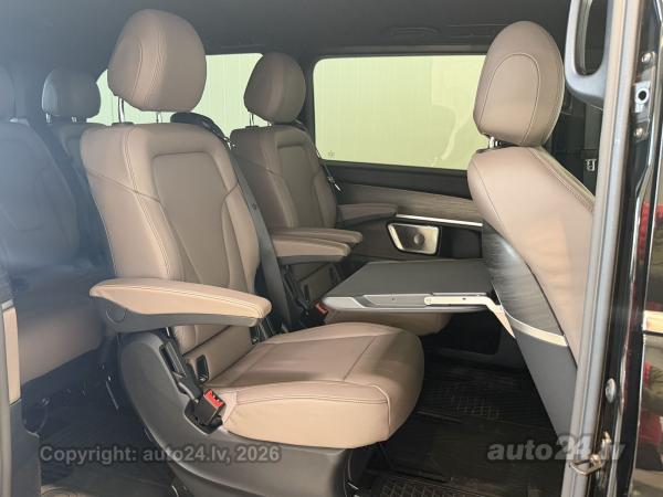 Melns Mercedes-Benz V-Class 2026 Tartu, ar dzinēja tilpumu 2.00 L un nobraukumu 13 tūkst. km par 97900 €, foto 10 vietnē AUTOMOTO.COM.LV