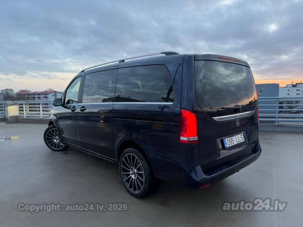 Zils Mercedes-Benz V-Class 2014 Tallina, ar dzinēja tilpumu 2.10 L un nobraukumu 422 tūkst. km par 18900 €, foto 3 vietnē AUTOMOTO.COM.LV