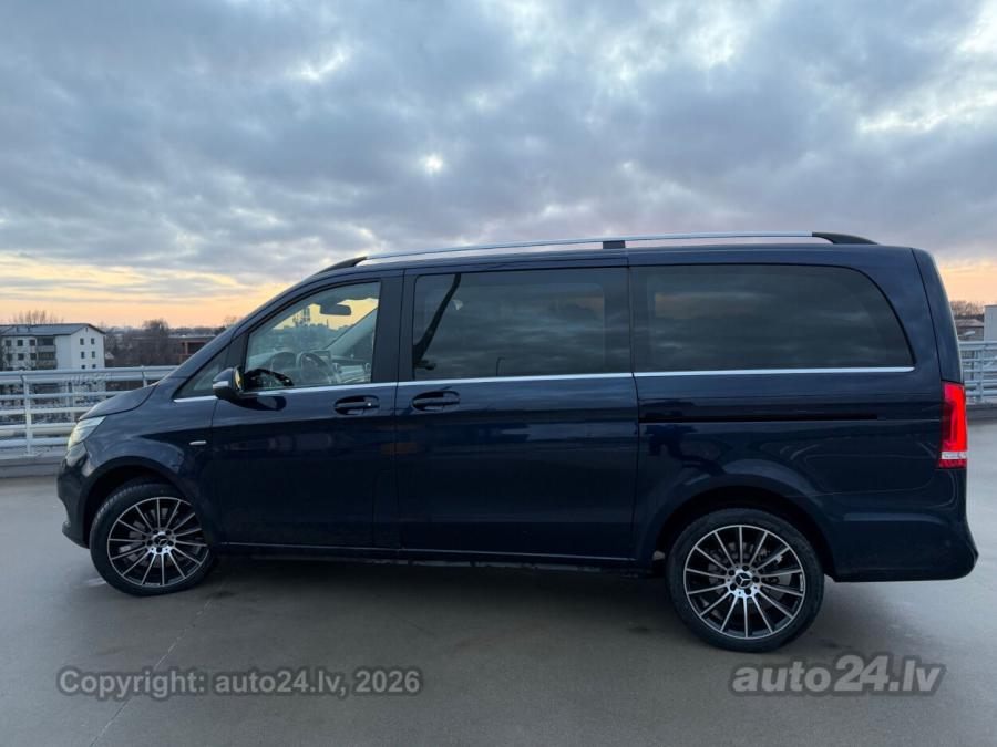 Zils Mercedes-Benz V-Class 2014 Tallina, ar dzinēja tilpumu 2.10 L un nobraukumu 422 tūkst. km par 18900 €, foto 2 vietnē AUTOMOTO.COM.LV