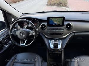Blue Mercedes-Benz V-Class 2017 in Tallinn, with an engine capacity of 2.10 L and mileage of 247 thousand km for 29900 €, photo 21 on AUTOMOTO.COM.LV