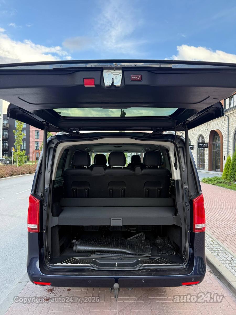 Blue Mercedes-Benz V-Class 2017 in Tallinn, with an engine capacity of 2.10 L and mileage of 247 thousand km for 29900 €, photo 23 on AUTOMOTO.COM.LV