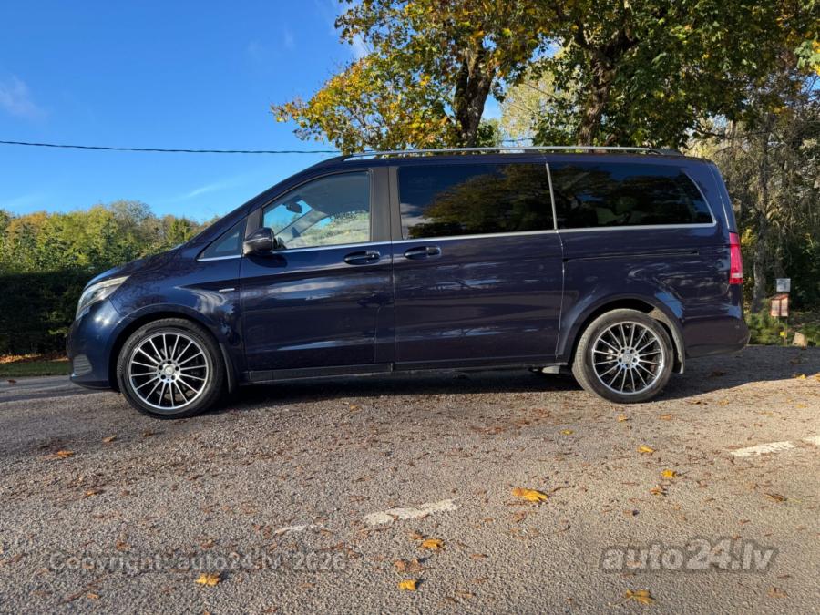 Zils Mercedes-Benz V-Class 2017 Tallina, ar dzinēja tilpumu 2.10 L un nobraukumu 327 tūkst. km par 32000 €, foto 3 vietnē AUTOMOTO.COM.LV