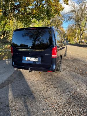 Zils Mercedes-Benz V-Class 2017 Tallina, ar dzinēja tilpumu 2.10 L un nobraukumu 327 tūkst. km par 32000 €, foto 5 vietnē AUTOMOTO.COM.LV