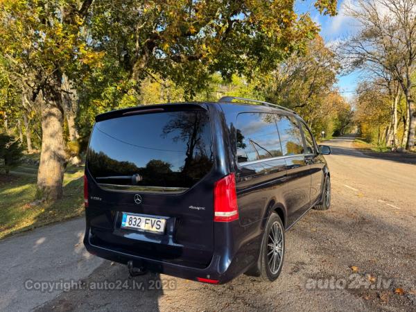 Blue Mercedes-Benz V-Class 2017 in Tallinn, with an engine capacity of 2.10 L and mileage of 327 thousand km for 32000 €, photo 6 on AUTOMOTO.COM.LV