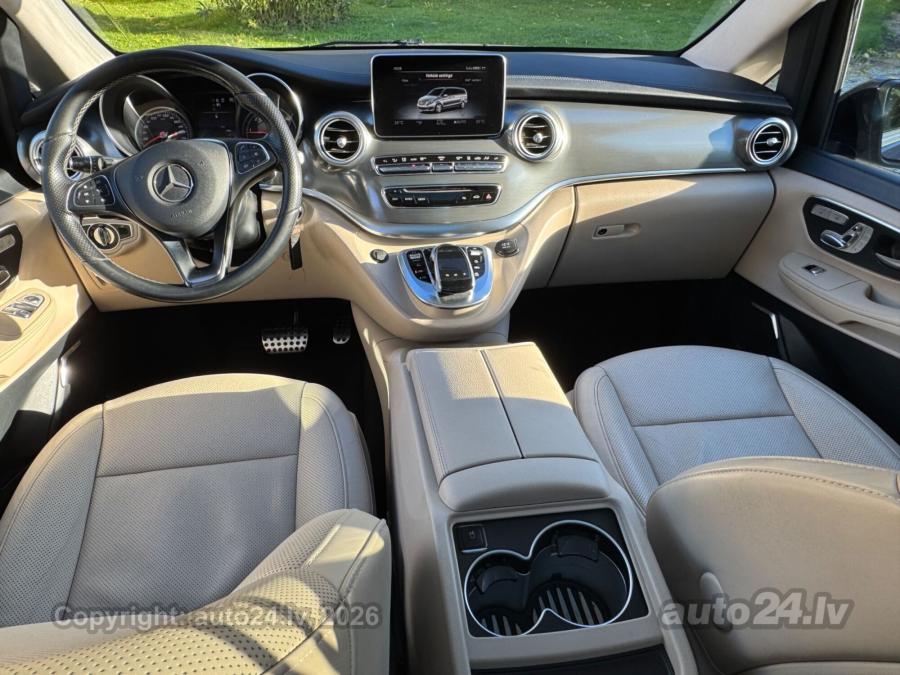 Zils Mercedes-Benz V-Class 2017 Tallina, ar dzinēja tilpumu 2.10 L un nobraukumu 327 tūkst. km par 32000 €, foto 8 vietnē AUTOMOTO.COM.LV
