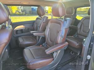 Blue Mercedes-Benz V-Class 2018 in Tallinn, with an engine capacity of 2.10 L and mileage of 240 thousand km for 40000 €, photo 14 on AUTOMOTO.COM.LV