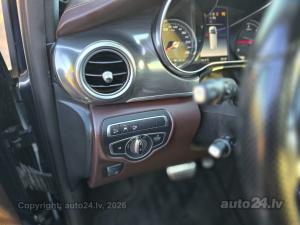 Blue Mercedes-Benz V-Class 2018 in Tallinn, with an engine capacity of 2.10 L and mileage of 240 thousand km for 40000 €, photo 15 on AUTOMOTO.COM.LV