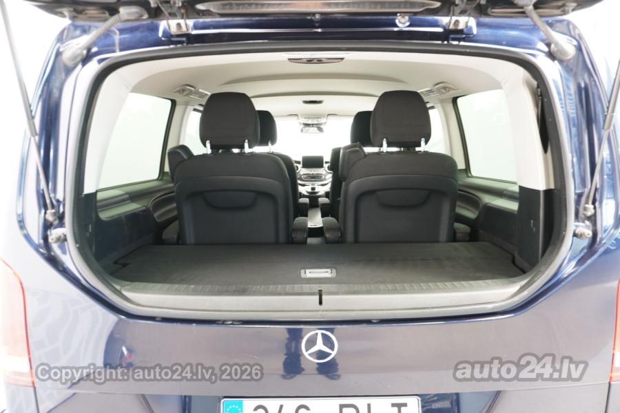 Zils Mercedes-Benz V-Class 2019 Tartu, ar dzinēja tilpumu 2.10 L un nobraukumu 114 tūkst. km par 31900 €, foto 14 vietnē AUTOMOTO.COM.LV