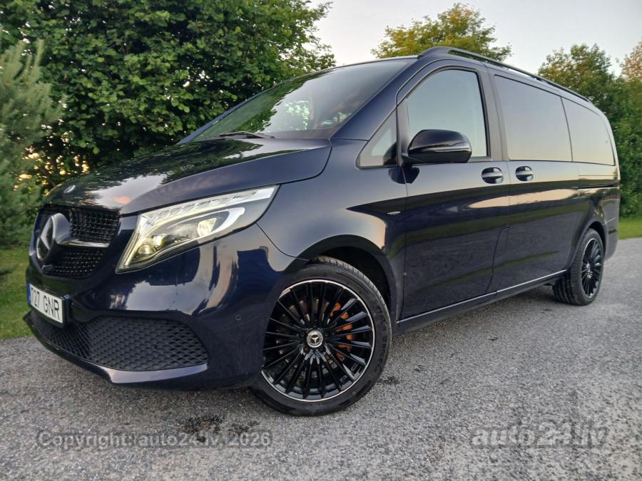 Zils Mercedes-Benz V-Class 2020 Tallina, ar dzinēja tilpumu 2.00 L un nobraukumu 127 tūkst. km par 43490 €, foto 1 vietnē AUTOMOTO.COM.LV