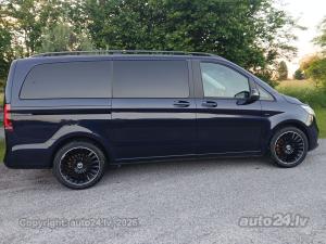 Zils Mercedes-Benz V-Class 2020 Tallina, ar dzinēja tilpumu 2.00 L un nobraukumu 127 tūkst. km par 43490 €, foto 4 vietnē AUTOMOTO.COM.LV