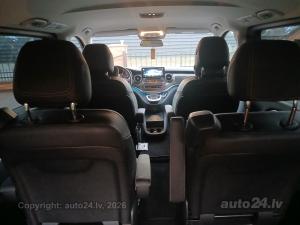 Zils Mercedes-Benz V-Class 2020 Tallina, ar dzinēja tilpumu 2.00 L un nobraukumu 127 tūkst. km par 43490 €, foto 22 vietnē AUTOMOTO.COM.LV