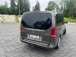 Brūns Mercedes-Benz V-Class 2015 Tallina, ar dzinēja tilpumu 2.10 L un nobraukumu 366 tūkst. km par 24999 €, foto 4 vietnē AUTOMOTO.COM.LV