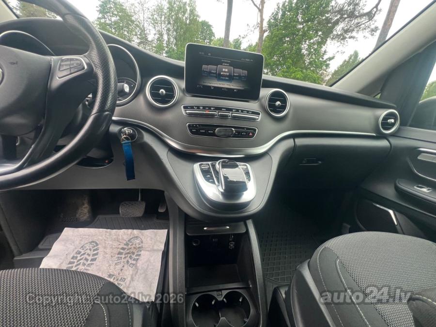 Brūns Mercedes-Benz V-Class 2015 Tallina, ar dzinēja tilpumu 2.10 L un nobraukumu 366 tūkst. km par 24999 €, foto 12 vietnē AUTOMOTO.COM.LV