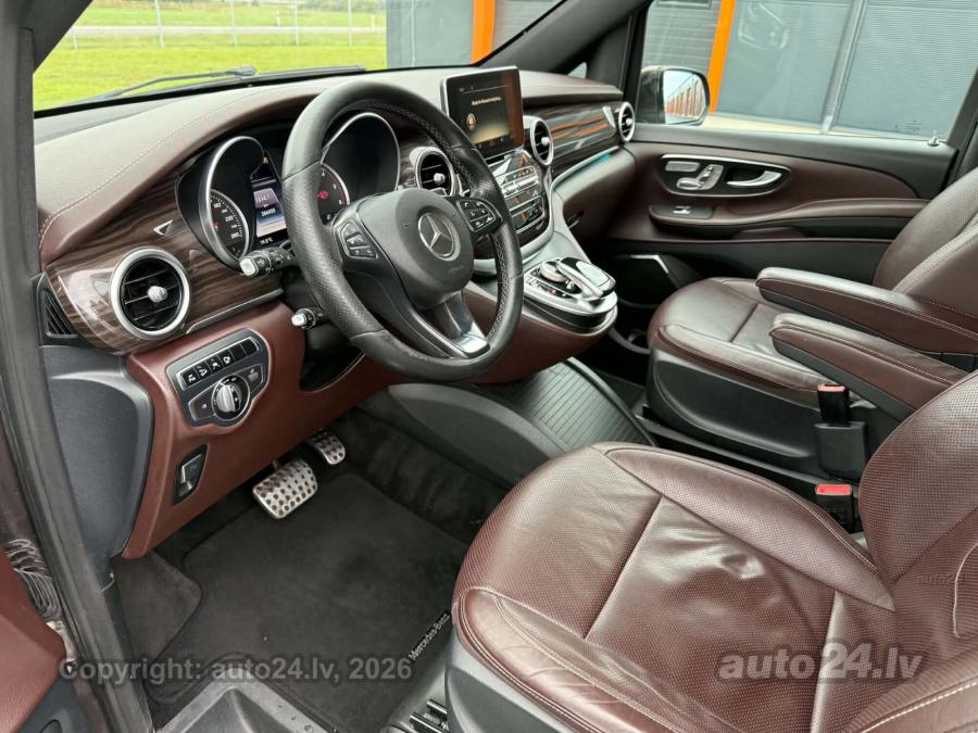 Brūns Mercedes-Benz V-Class 2016 Tartu, ar dzinēja tilpumu 2.10 L un nobraukumu 267 tūkst. km par 32000 €, foto 4 vietnē AUTOMOTO.COM.LV