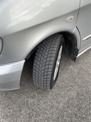 Pelēks Mercedes-Benz V-Class 2001 Tallina, ar dzinēja tilpumu 2.20 L un nobraukumu 390 tūkst. km par 4950 €, foto 6 vietnē AUTOMOTO.COM.LV