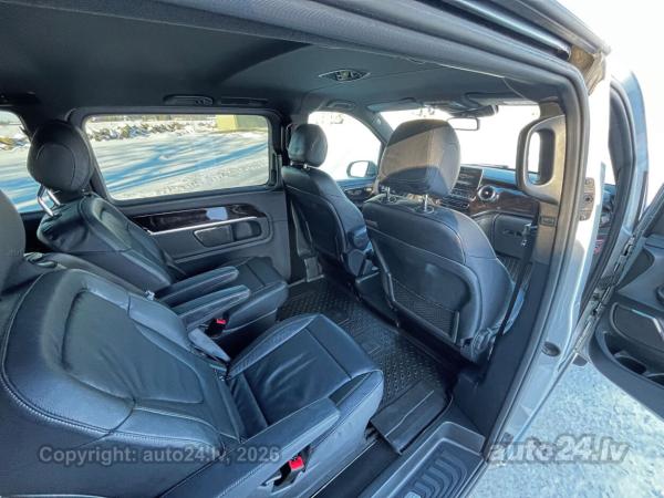 Pelēks Mercedes-Benz V-Class 2015 Tallina, ar dzinēja tilpumu 2.10 L un nobraukumu 317 tūkst. km par 24999 €, foto 11 vietnē AUTOMOTO.COM.LV