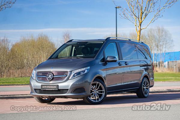 Grey Mercedes-Benz V-Class 2016 in Tartu, with an engine capacity of 2.10 L and mileage of 179 thousand km for 34990 €, photo 4 on AUTOMOTO.COM.LV