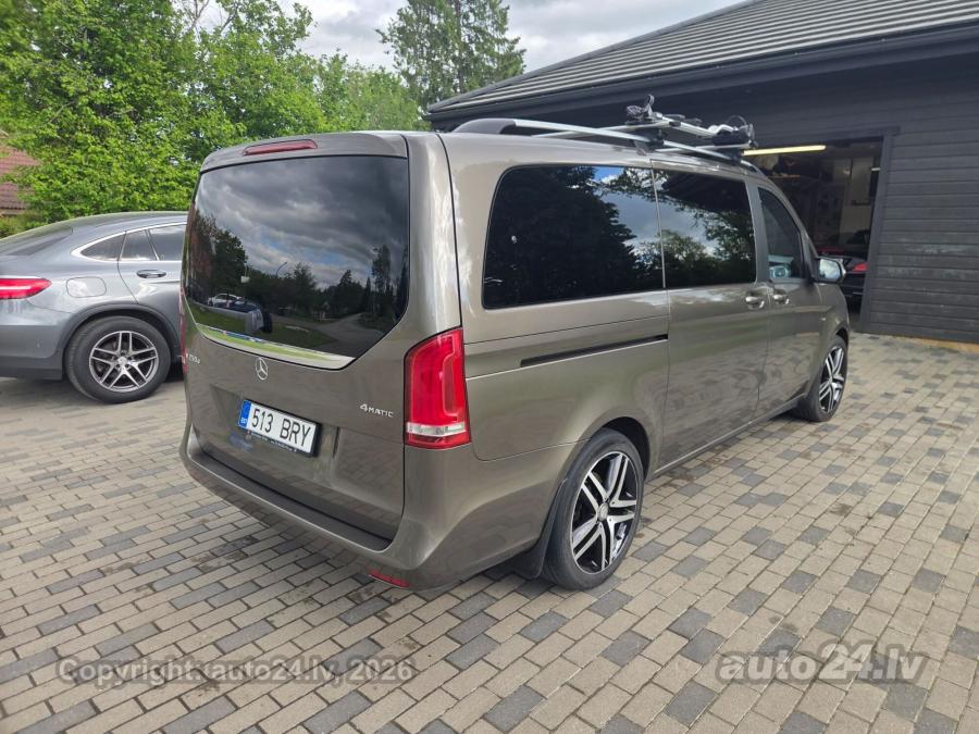 Grey Mercedes-Benz V-Class 2016 in Tallinn, with an engine capacity of 2.10 L and mileage of 241 thousand km for 29000 €, photo 7 on AUTOMOTO.COM.LV