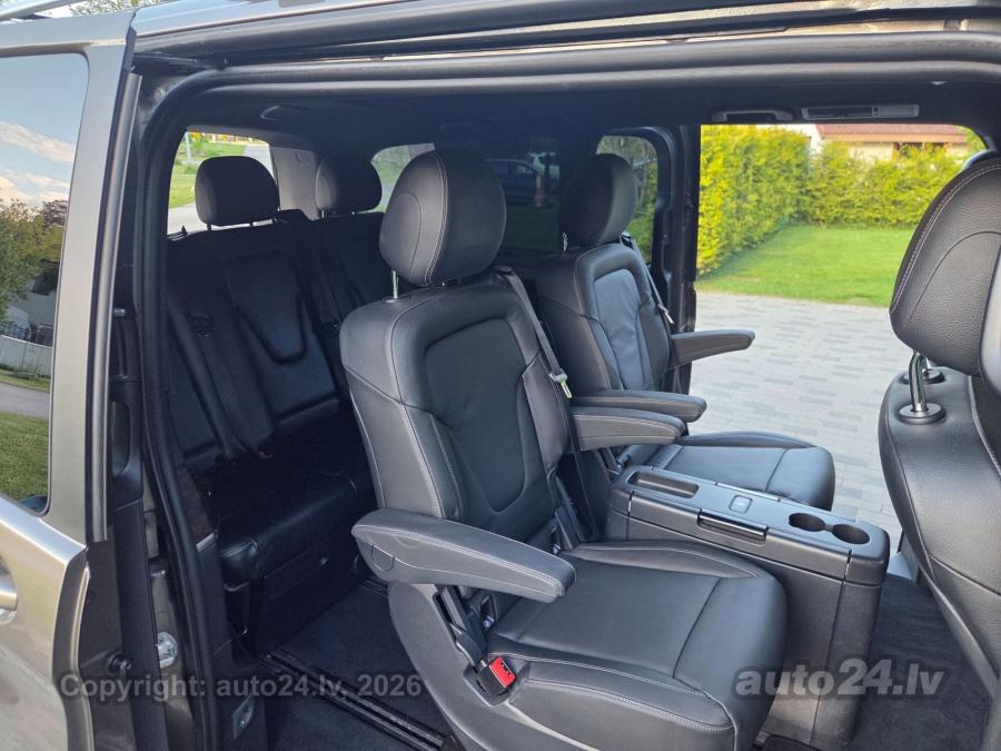 Grey Mercedes-Benz V-Class 2016 in Tallinn, with an engine capacity of 2.10 L and mileage of 241 thousand km for 29000 €, photo 10 on AUTOMOTO.COM.LV