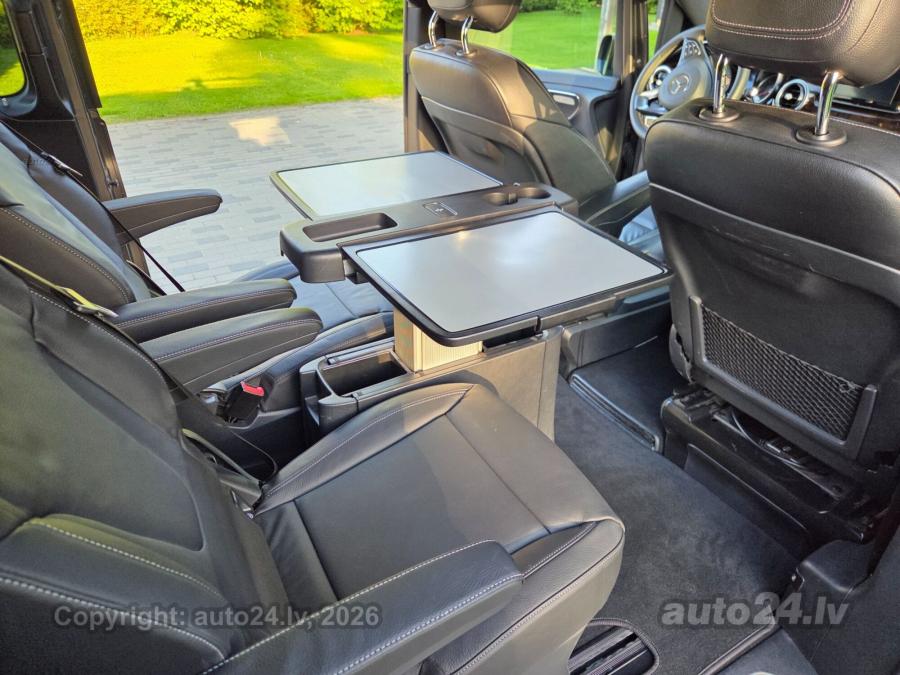 Grey Mercedes-Benz V-Class 2016 in Tallinn, with an engine capacity of 2.10 L and mileage of 241 thousand km for 29000 €, photo 15 on AUTOMOTO.COM.LV