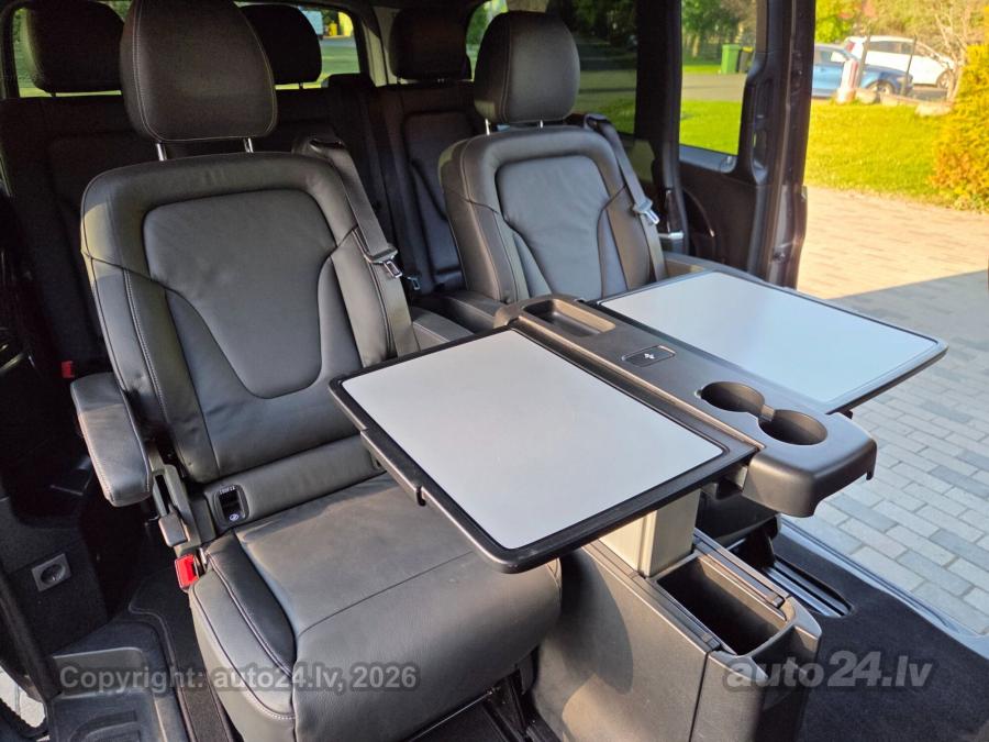 Grey Mercedes-Benz V-Class 2016 in Tallinn, with an engine capacity of 2.10 L and mileage of 241 thousand km for 29000 €, photo 16 on AUTOMOTO.COM.LV