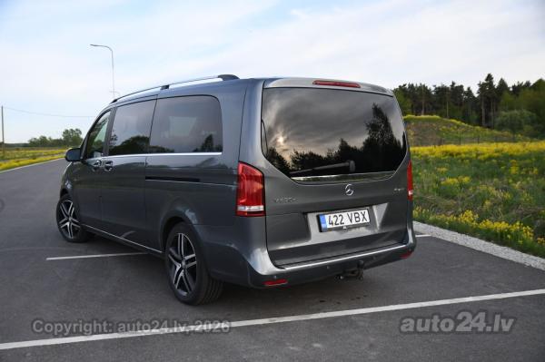 Grey Mercedes-Benz V-Class 2016 in Tallinn, with an engine capacity of 2.10 L and mileage of 169 thousand km for 33500 €, photo 4 on AUTOMOTO.COM.LV