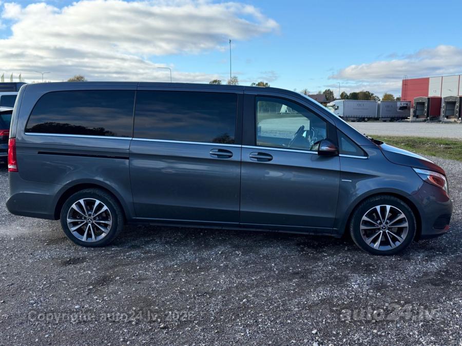 Pelēks Mercedes-Benz V-Class 2016 Viljandi, ar dzinēja tilpumu 2.10 L un nobraukumu 289 tūkst. km par 27999 €, foto 4 vietnē AUTOMOTO.COM.LV