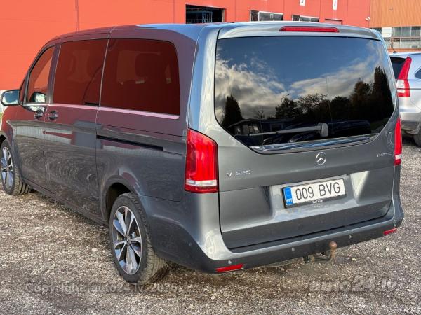 Grey Mercedes-Benz V-Class 2016 in Viljandi, with an engine capacity of 2.10 L and mileage of 289 thousand km for 27999 €, photo 6 on AUTOMOTO.COM.LV
