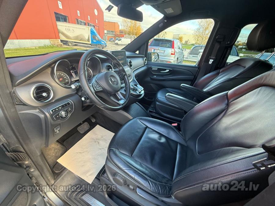 Pelēks Mercedes-Benz V-Class 2016 Viljandi, ar dzinēja tilpumu 2.10 L un nobraukumu 289 tūkst. km par 27999 €, foto 7 vietnē AUTOMOTO.COM.LV