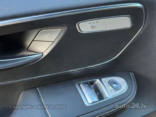Grey Mercedes-Benz V-Class 2016 in Viljandi, with an engine capacity of 2.10 L and mileage of 289 thousand km for 27999 €, photo 9 on AUTOMOTO.COM.LV