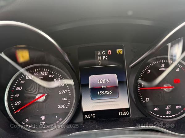 Pelēks Mercedes-Benz V-Class 2017 Tartu, ar dzinēja tilpumu 0.00 L un nobraukumu 159 tūkst. km par 39500 €, foto 11 vietnē AUTOMOTO.COM.LV