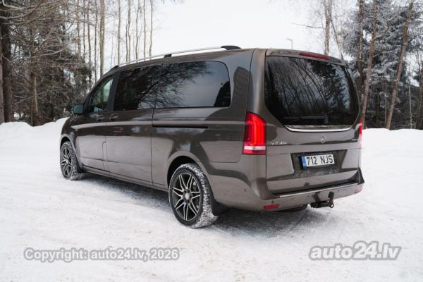 Grey Mercedes-Benz V-Class 2017 in Tallinn, with an engine capacity of 2.10 L and mileage of 259 thousand km for 34500 €, photo 5 on AUTOMOTO.COM.LV