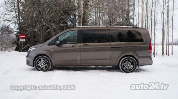 Grey Mercedes-Benz V-Class 2017 in Tallinn, with an engine capacity of 2.10 L and mileage of 259 thousand km for 34500 €, photo 7 on AUTOMOTO.COM.LV