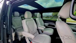 Grey Mercedes-Benz V-Class 2017 in Tallinn, with an engine capacity of 2.10 L and mileage of 0 thousand km for 29900 €, photo 11 on AUTOMOTO.COM.LV