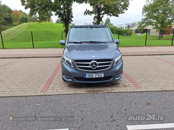 Grey Mercedes-Benz V-Class 2017 in Parnu, with an engine capacity of 2.10 L and mileage of 179 thousand km for 33900 €, photo 3 on AUTOMOTO.COM.LV
