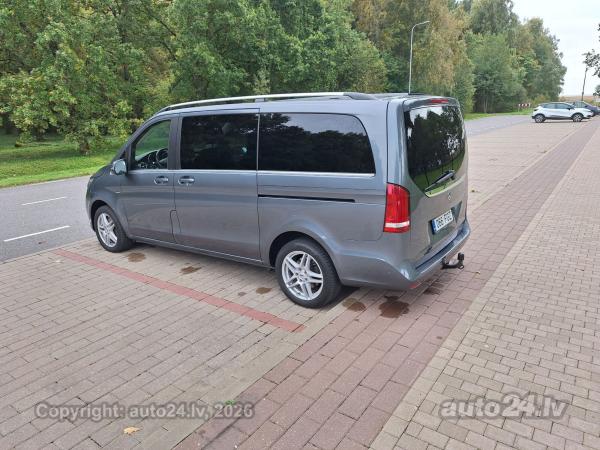 Grey Mercedes-Benz V-Class 2017 in Parnu, with an engine capacity of 2.10 L and mileage of 179 thousand km for 33900 €, photo 5 on AUTOMOTO.COM.LV